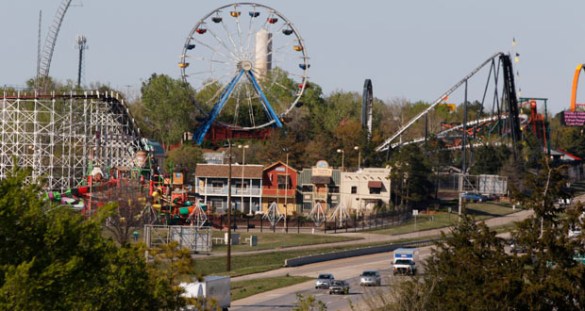 The 15 stages of a trip to Frontier City - The Lost Ogle
