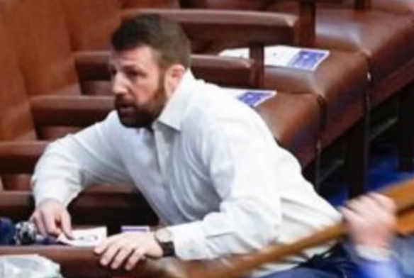 Markwayne Mullin is hiding from voters again… - The Lost Ogle