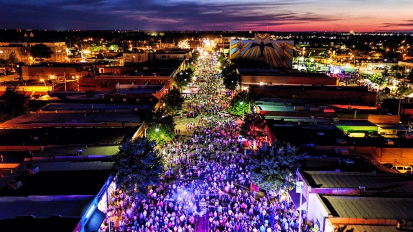 Christina Fallin is single... again - The Lost Ogle