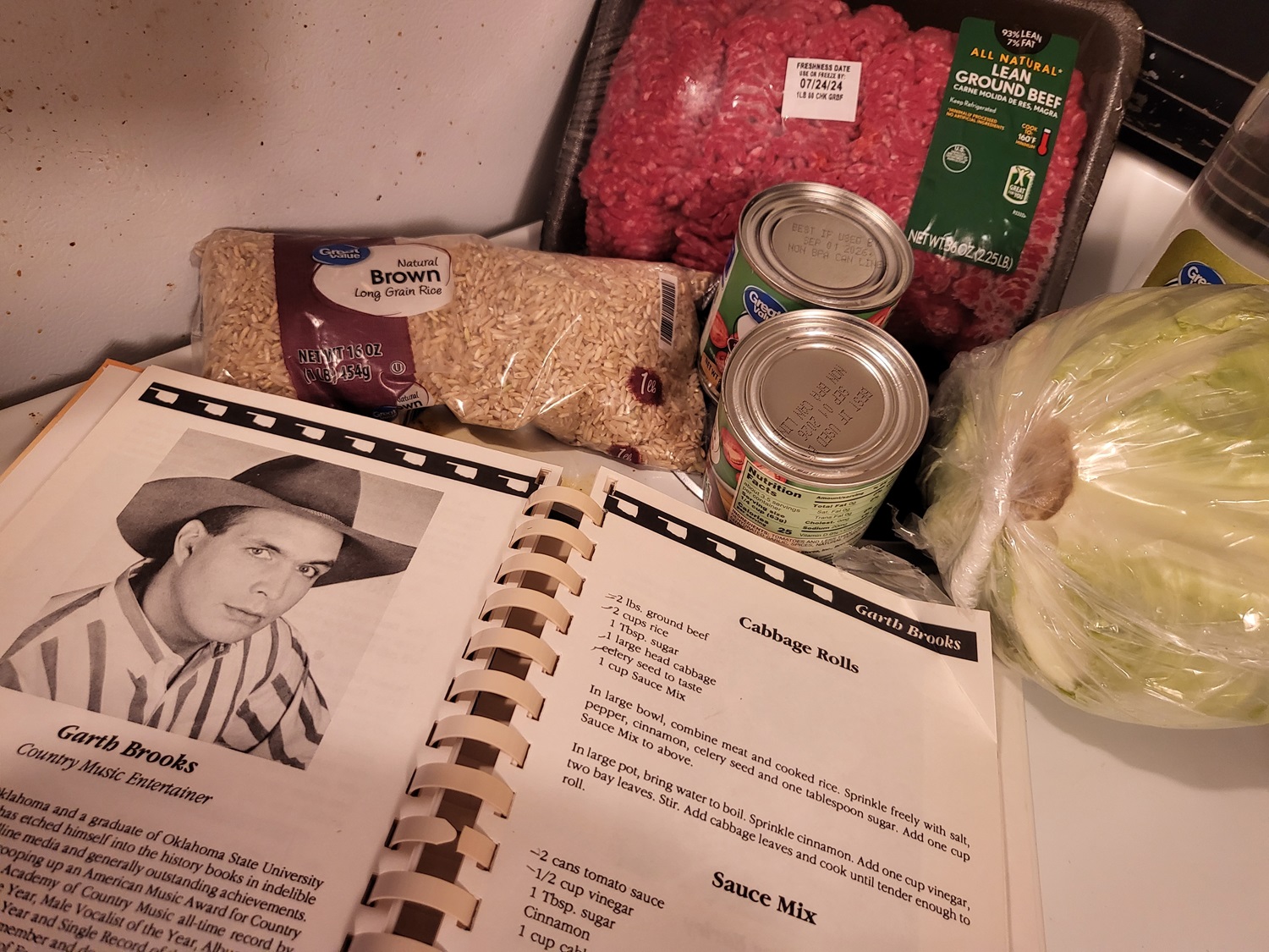 Recipes from The Oklahoma Celebrity Cookbook: Garth Brooks’s Cabbage ...