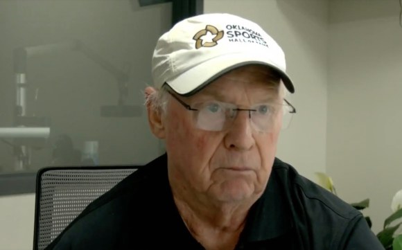 Coach Pat Jones Out at The Sports Animal... - The Lost Ogle