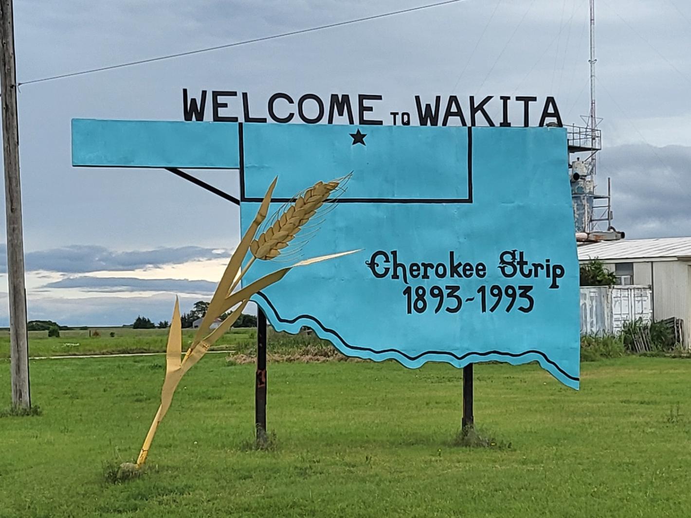 We Got Cows: Entering the Suck Zone at Wakita’s Twister Museum - The ...